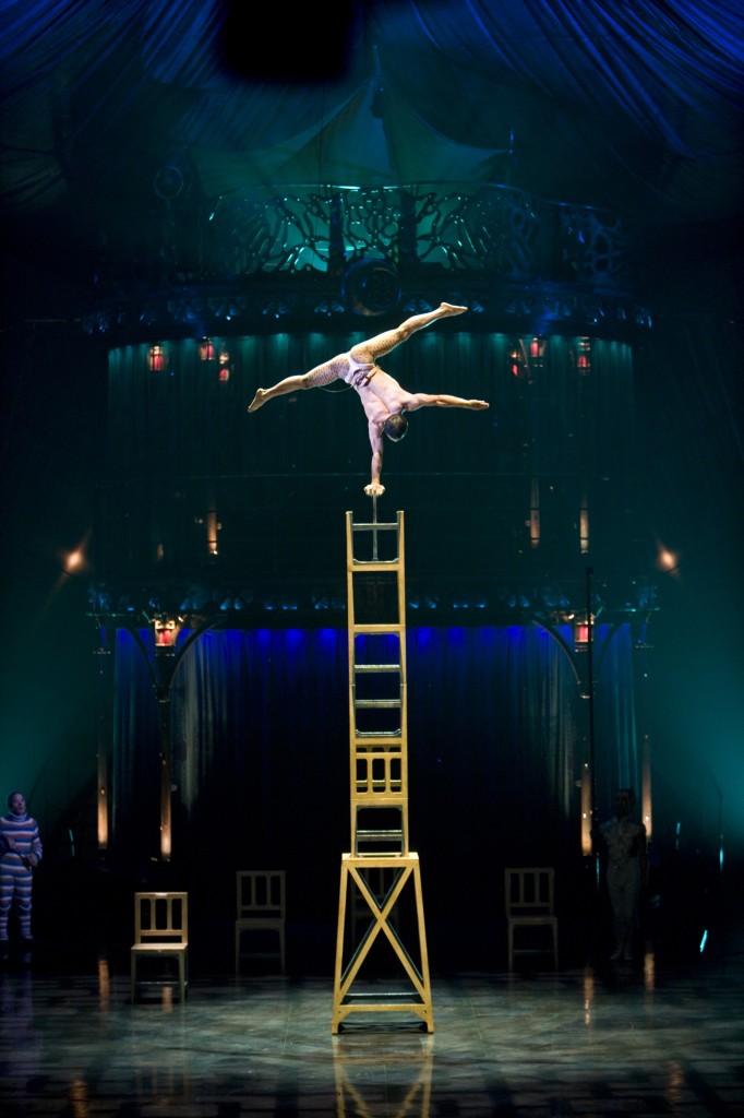 Spotlight on Cirque Du Soleil's Kooza - Rockin Mama™