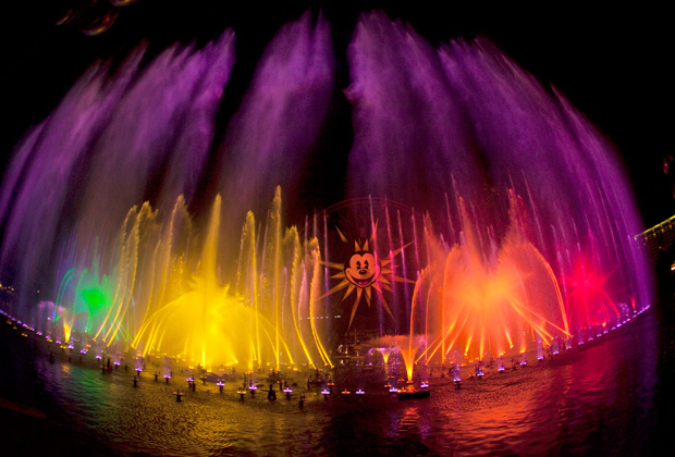 World of Color World Premiere at Disney's California Adventure Park ...