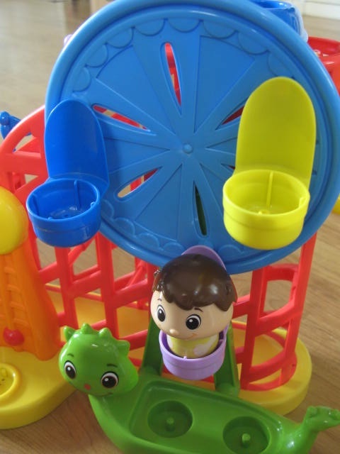 Summer of Toys: Pop On Pals - Rockin Mama™