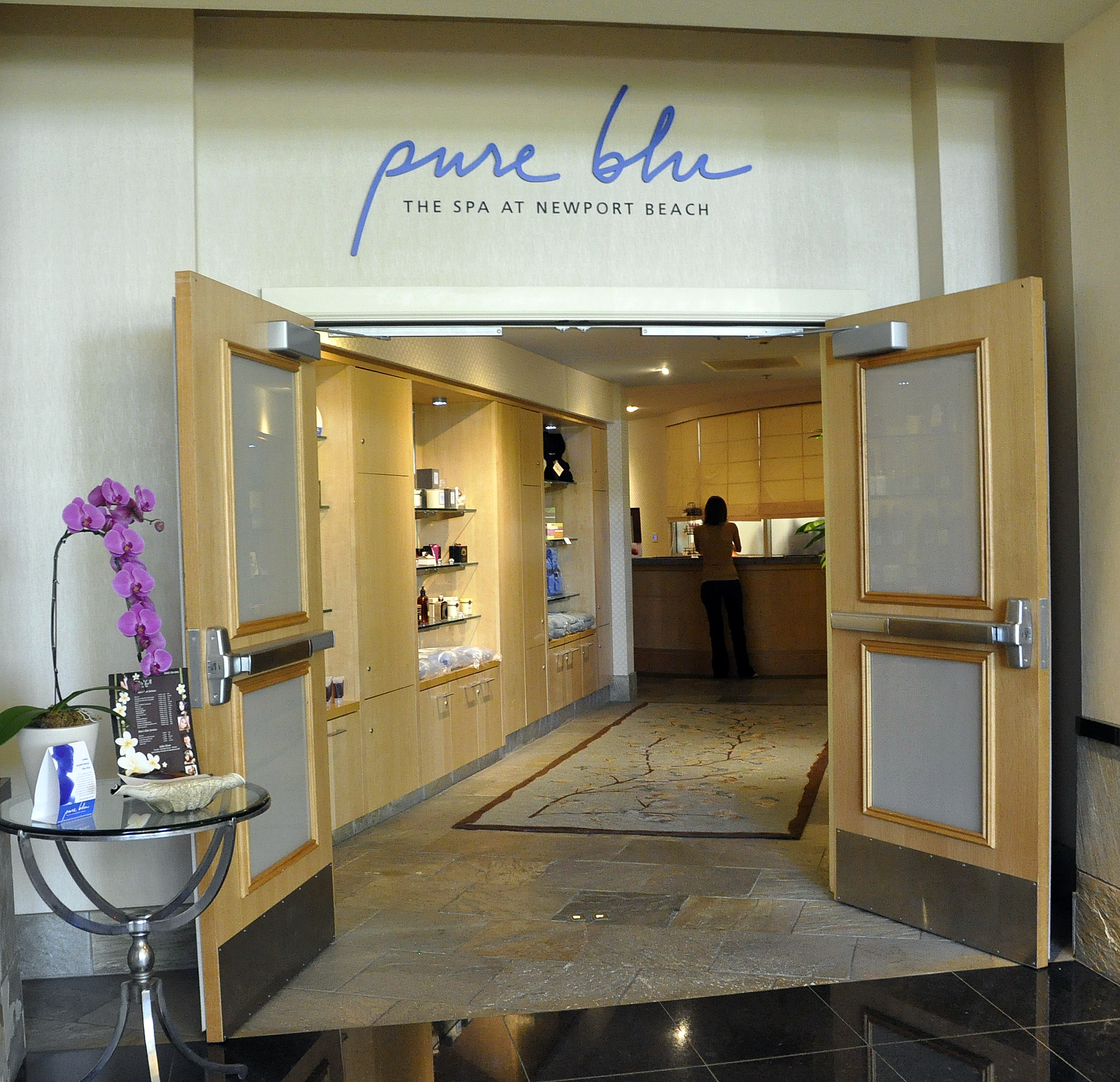 Pure Blu Spa at the Newport Beach Marriott