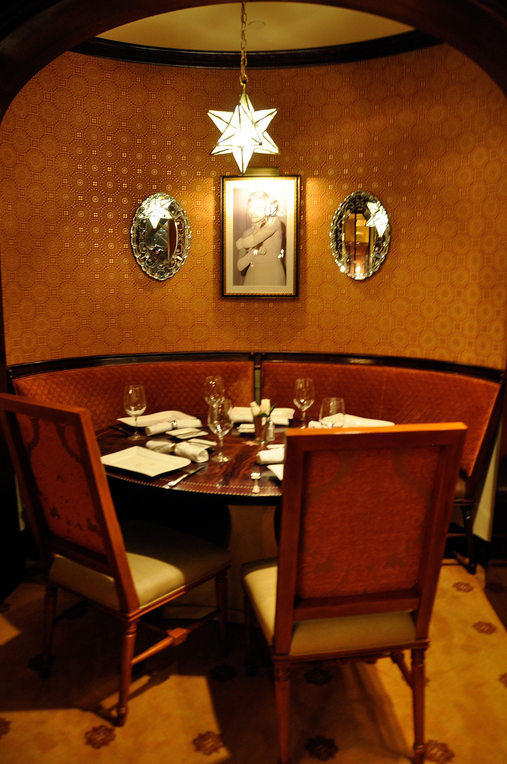 Fine Dining at Carthay Circle Restaurant and Lounge - Rockin Mama™