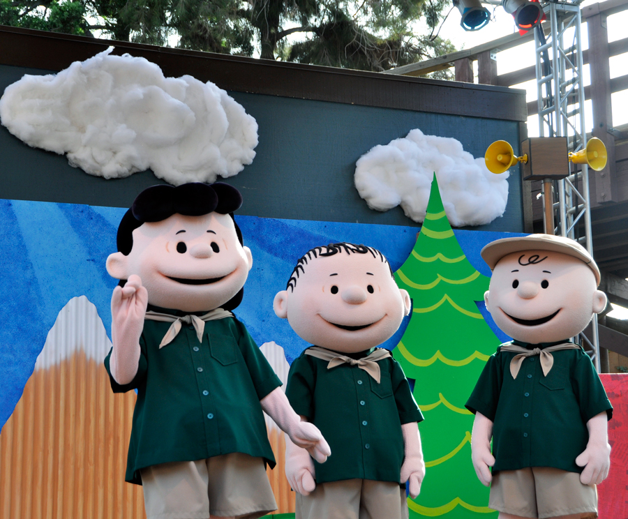 Camp Snoopy Celebrates 30 Years + A Brand New Calico Mine Ride at Knott ...