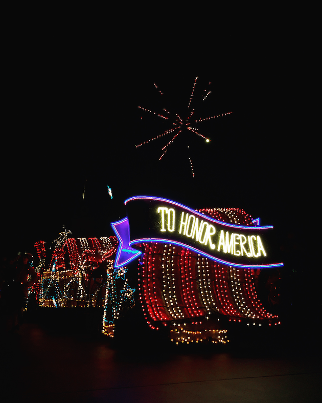 10 Things You Didn't Know About the Main Street Electrical Parade ...