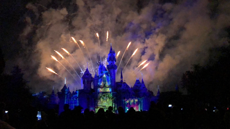 Holiday Magic at the Disneyland Resort - Rockin Mama™